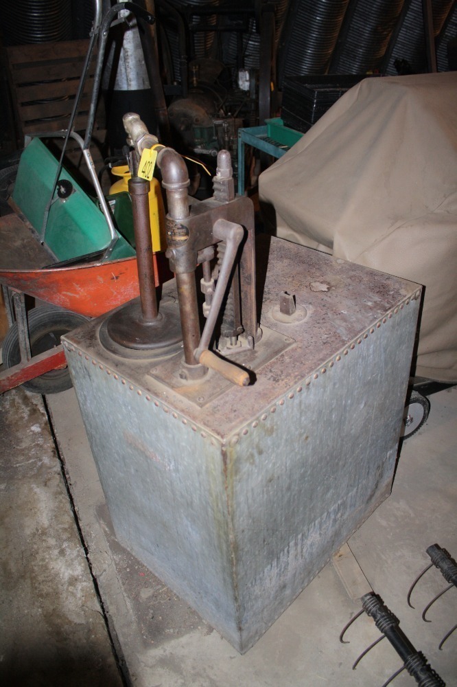 METERED OIL DISPENSER W/ GALVANIZED TANK BOWSER STORAGE OUTFIT H998